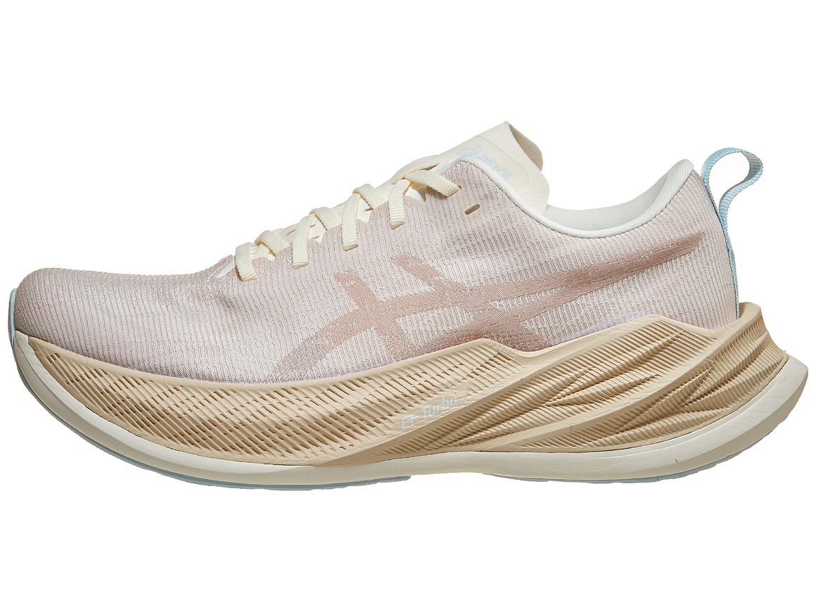 The Best Lightweight Running Shoes in 2024 | Gear Guide