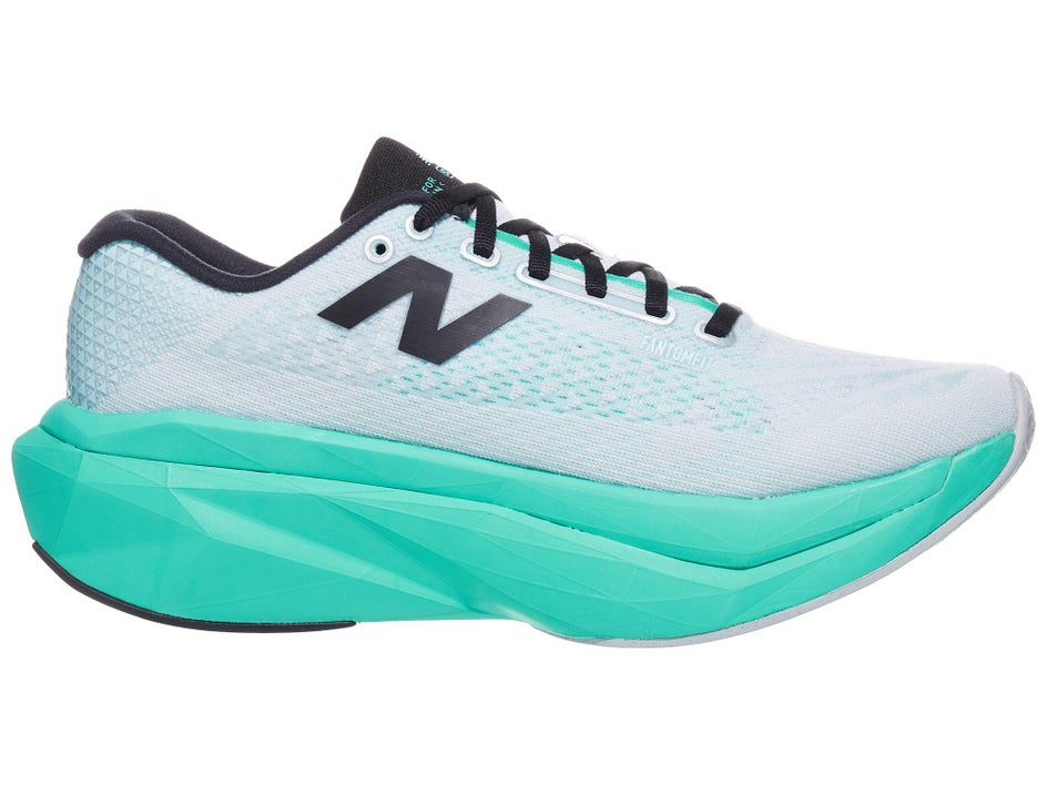 New Balance FuelCell SuperComp Trainer v3 Shoe Review | Running Warehouse